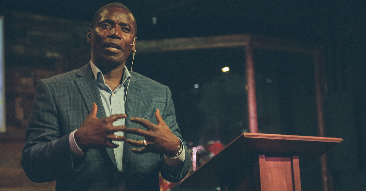 15 Things Your Pastor Does Every Week - Lifeword Media Ministry ...